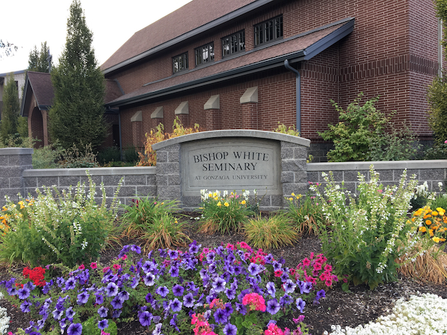 Bishop White Seminary at Gonzaga Provides Path to Priesthood - FāVS News