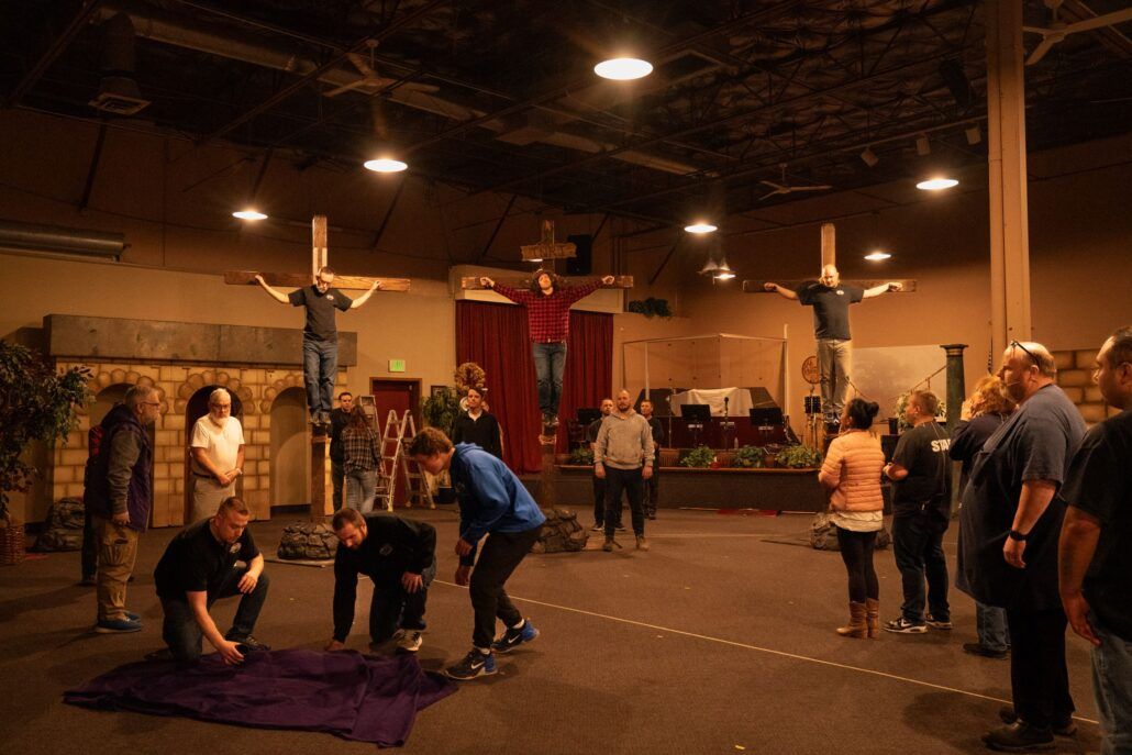 Behold Jesus: A Powerful Performance of Jesus' Life - FāVS News
